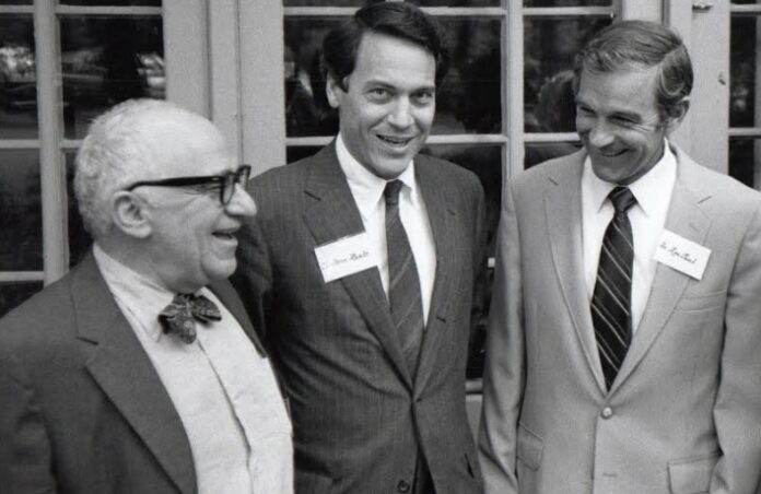 A importância política de Murray Rothbard - Instituto Rothbard Brasil